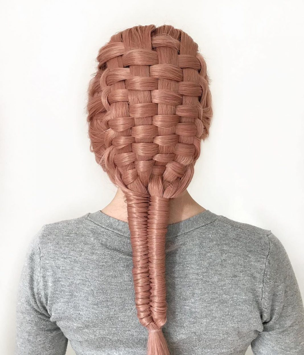 (30 Photos) German Teenager Makes Incredible Hairstyles