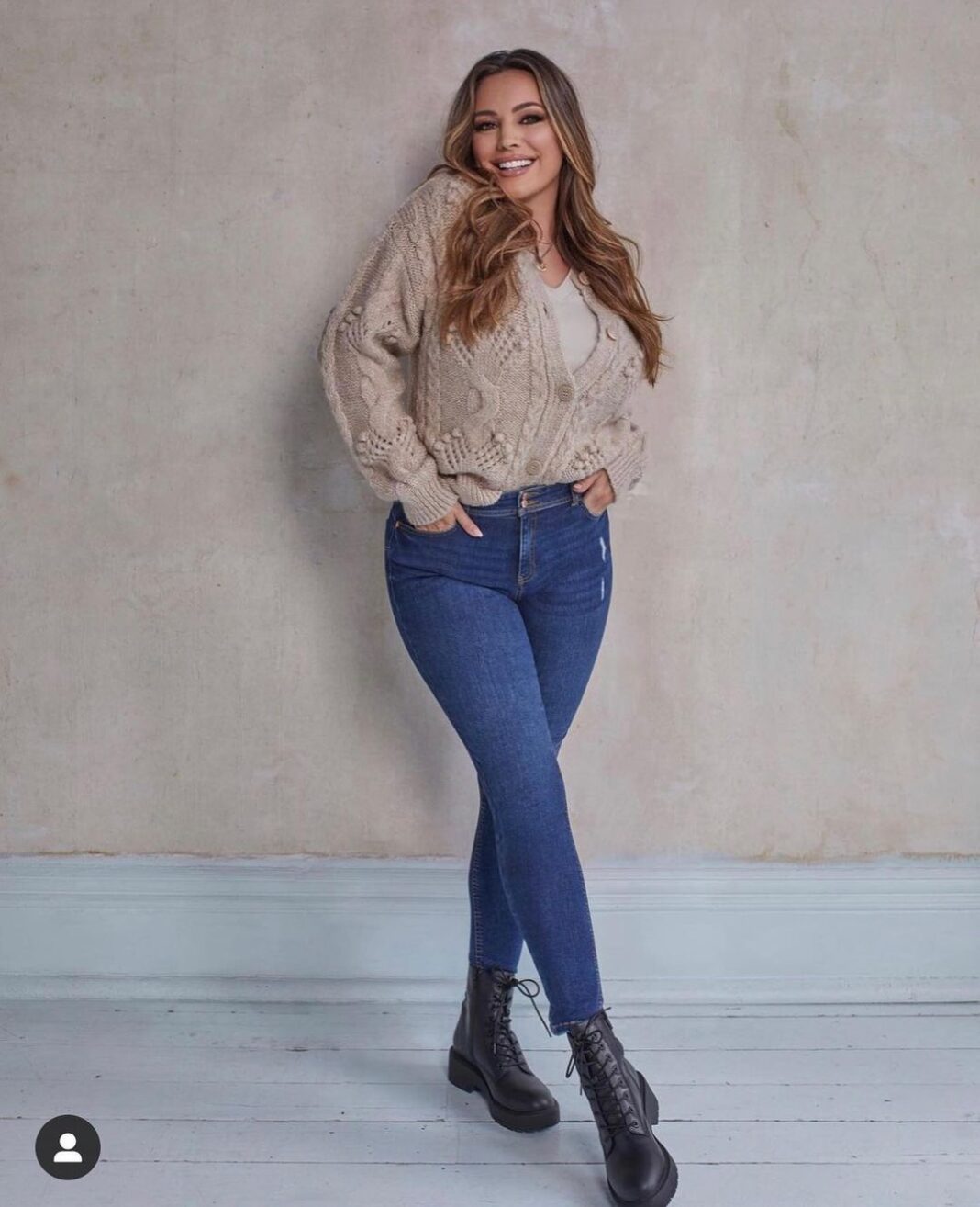 43-Year-Old Kelly Brook’s Body Is Perfect, Science Says
